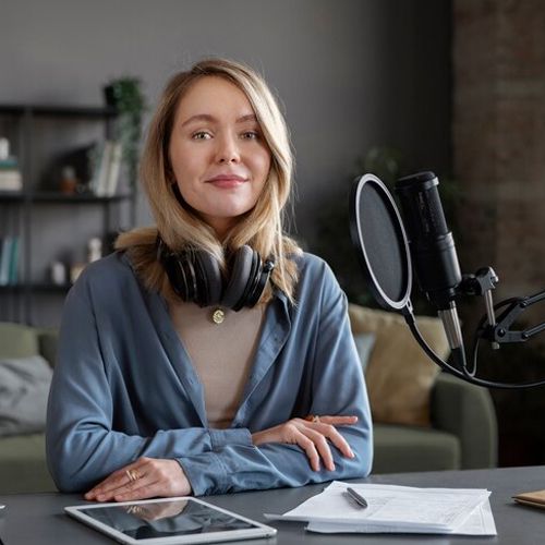 Audioz - Instent high-quality voiceover